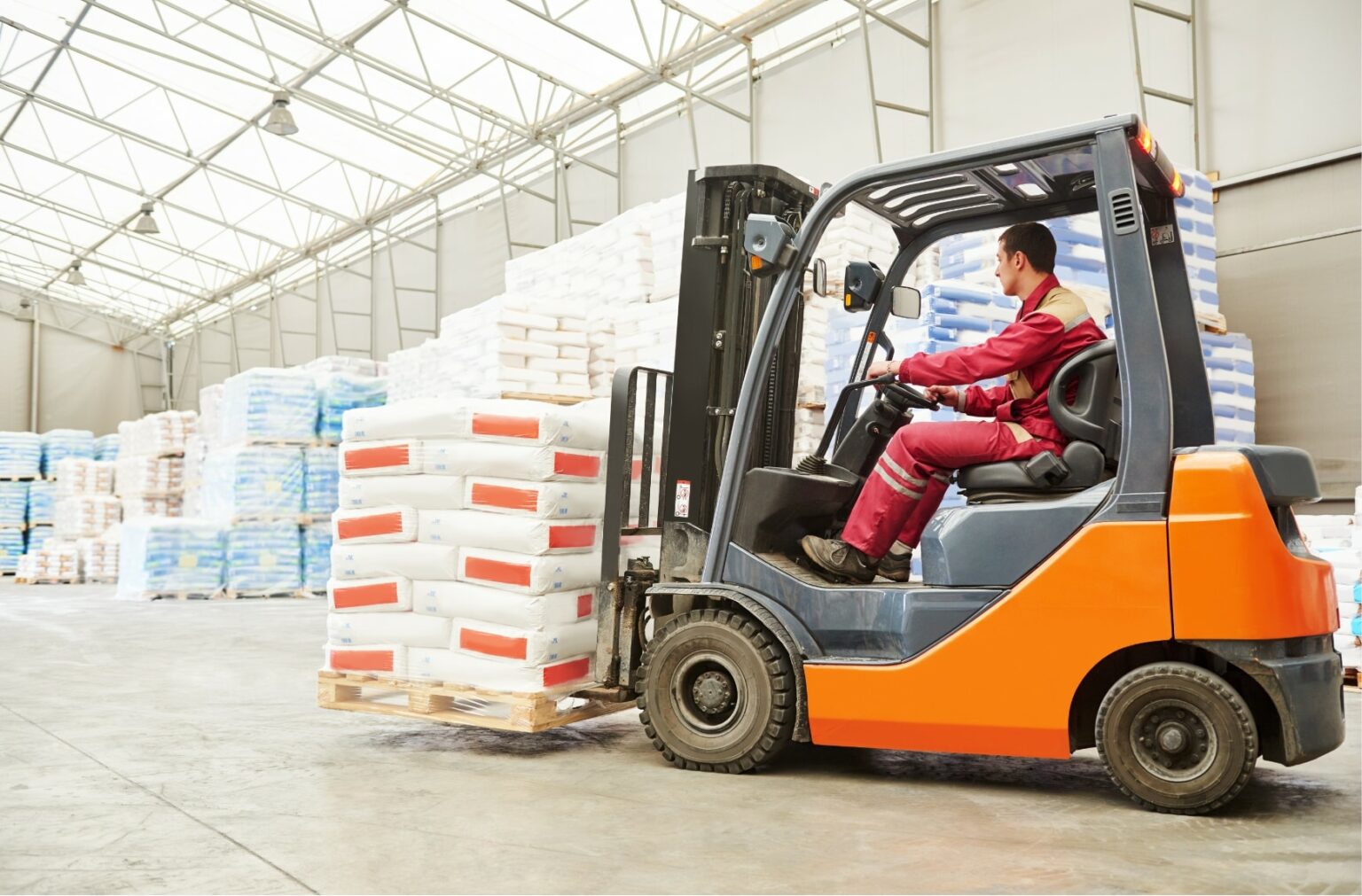 ¿Cómo optimizar la entrega de materiales?